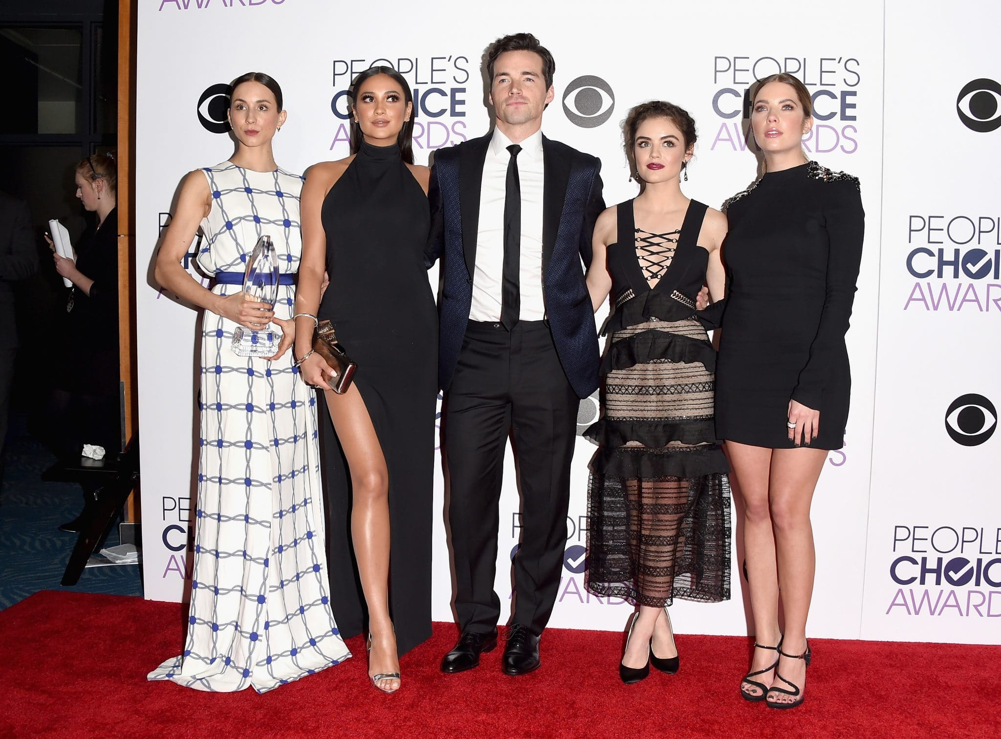 "Pretty Little Liars"-Darsteller starten eigenen Podcast zur Serie